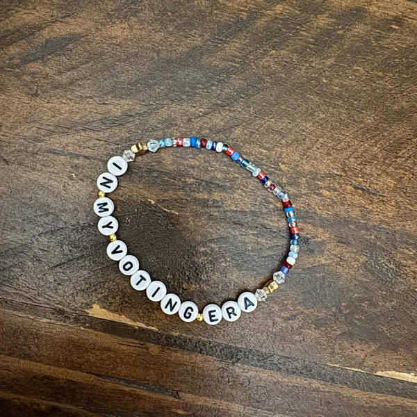 SHORT ‘N SWEET Bracelet / Sabrina Carpenter / Pearls and Bows ...