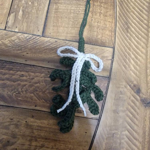 Mistletoe Crochet Pattern | PDF Pattern | Digital Pattern | Crochet Plants | Christmas Crochet ...