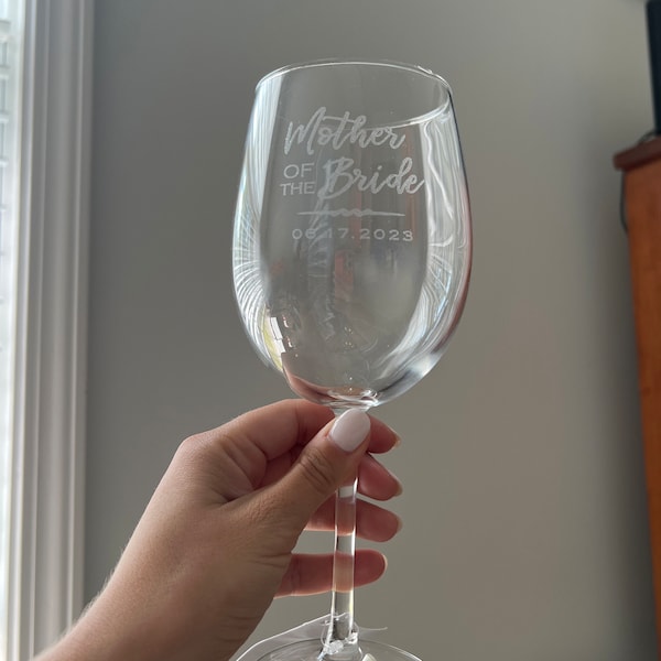 Engraved Personalized Mother of the Bride or Mother of the Groom Wine ...