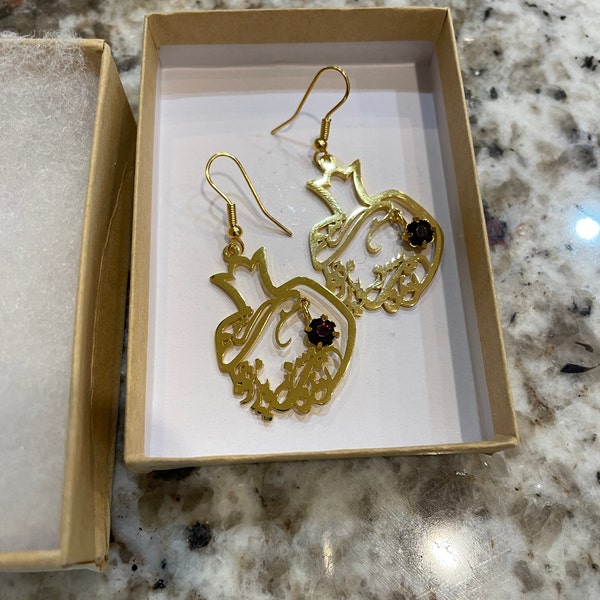 Pahlavi Coin Necklace Adorned With Four Old Fashion Yek Geroonie Coin ...