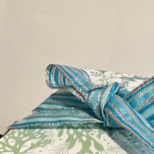 Rectangular Pop up Surprise Gift Box Template SVG, PDF and PNG, Jumping ...