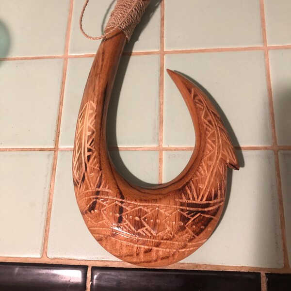 Maui Hooks Hei Makau Adjustable Bone & Resin Necklaces Story Included ...