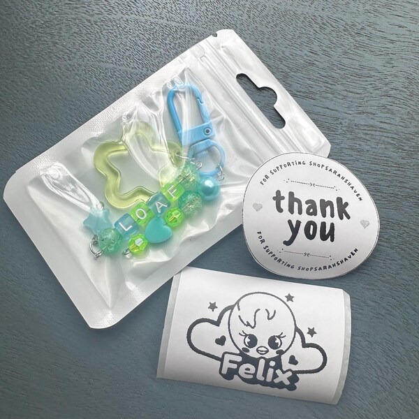 Acrylic Frame Keychains | Mini Heart and Square Deco Keychain | Sticker ...