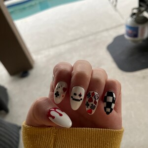 Las Nevadas Nails Quackity Nails - Etsy