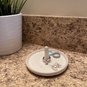 Speckled White Wedding Ring Holder Ceramic Ring Holder Wheel Thrown ...