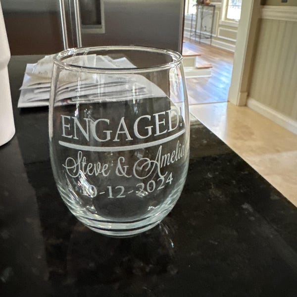 Personalized Engaged Couple Wine Glasses | Proposal Wine Glasses ...