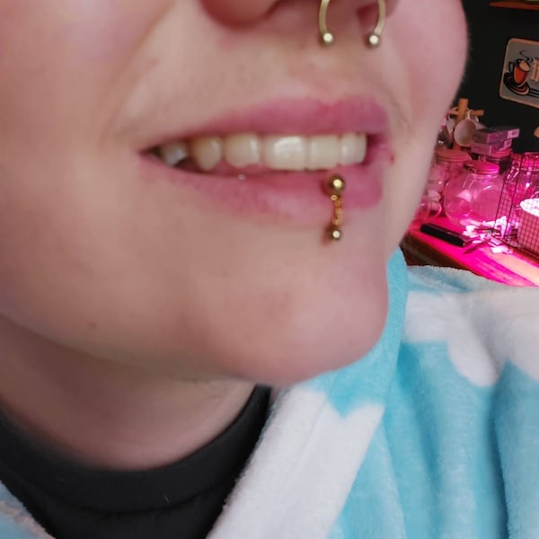 Handmade Vertical Labret Piercing Chain: Stainless Steel Lip Jewelry - Etsy