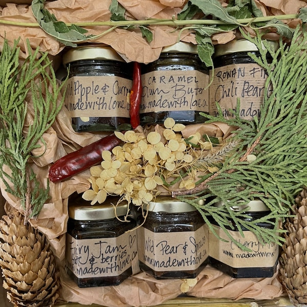 The Goodies Box - Eco Garden Gift Box Leather & Cotton Gloves Garden ...