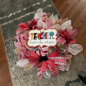 18x14 Bee Sign With Rails Door Hanger 85 Sign - Etsy