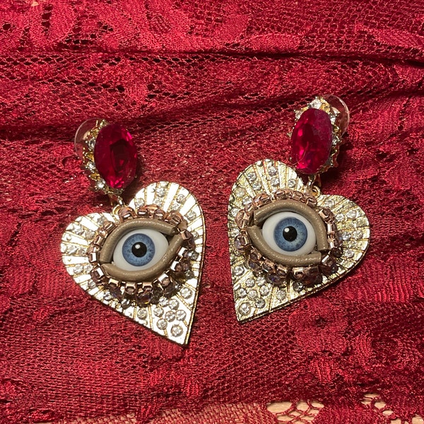 Sea Urchin Wink - Gold Tone Eyeball Brooch Pin - Etsy