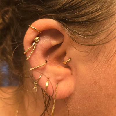 Dainty Tragus Earring, Gold Minimalist Hoop Earring, Delicate Tragus ...