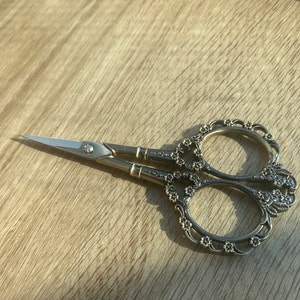 Floral Embroidery Scissors Small Flower Scissors Rose Gold Shears Rose ...