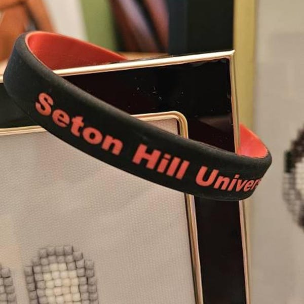 Custom Luxe Silicone Wristbands - Personalized Rubber Bracelets - for ...