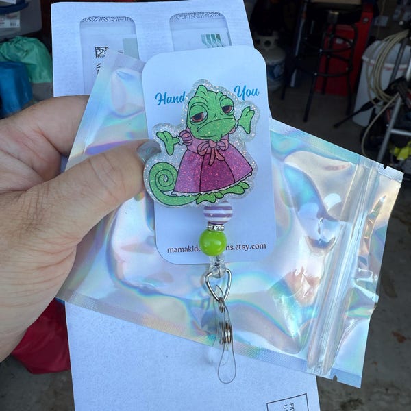Cute Glitter Badge Reel Tangled Character Retractable Permanent Badge ...