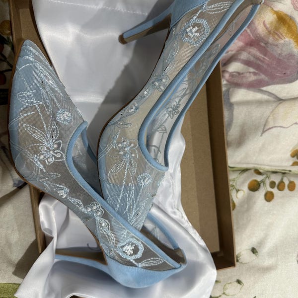 Blue Wedding Pumps With Mid Pointy Heel and Floral Embroidery, Floral ...