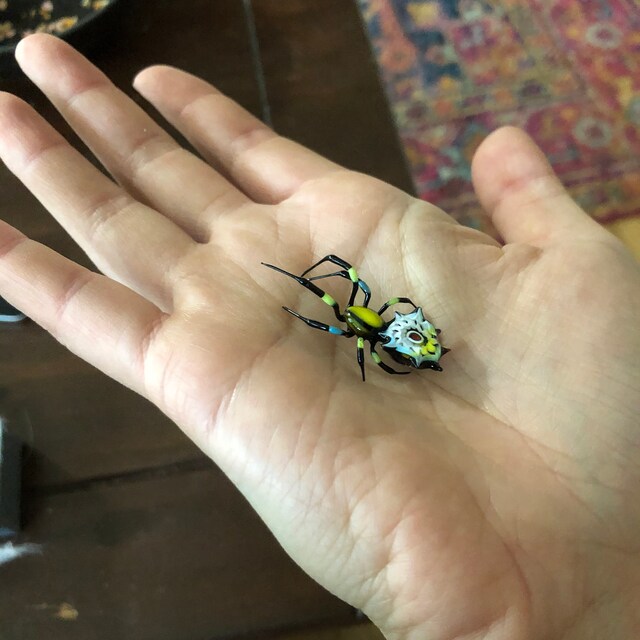 Lampworked Glass Creatures made by Wesley Fleming by vetropod