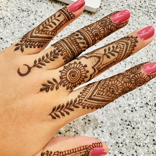 Unique and Beautiful Henna Stencil – Intricate Designs for Stunning ...