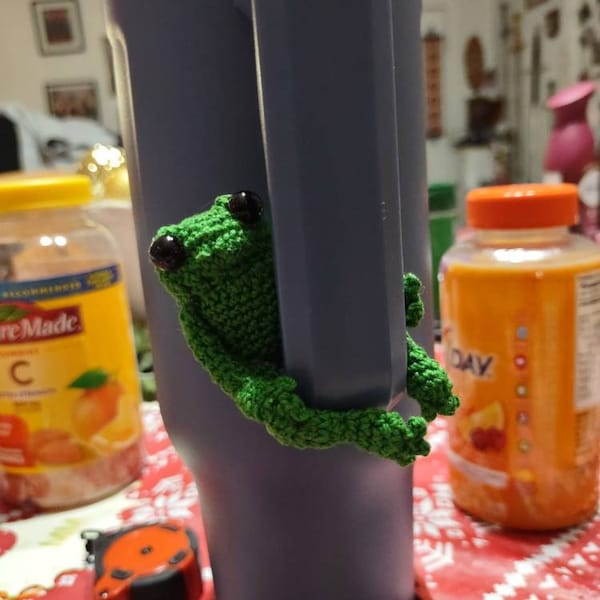 Tiny Frog and Toad Crochet Pattern Bundle, Realistic Amigurumi Frog and ...