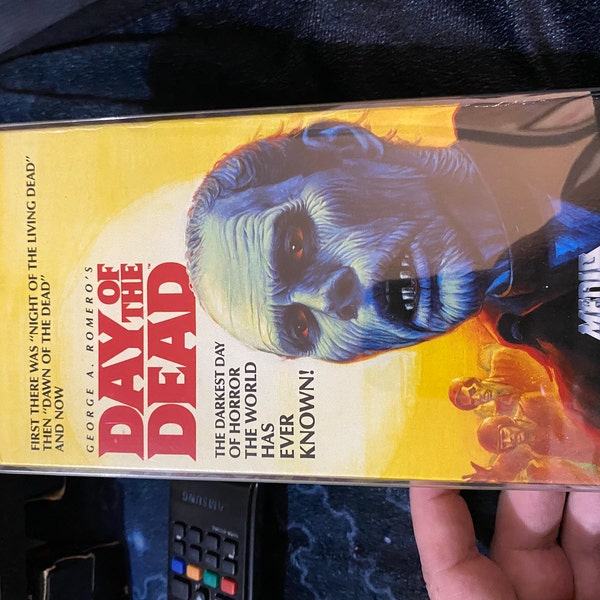 Joe Bob Briggs TNT Monstervision VHS Beetlejuice Christine 1990's Tv ...