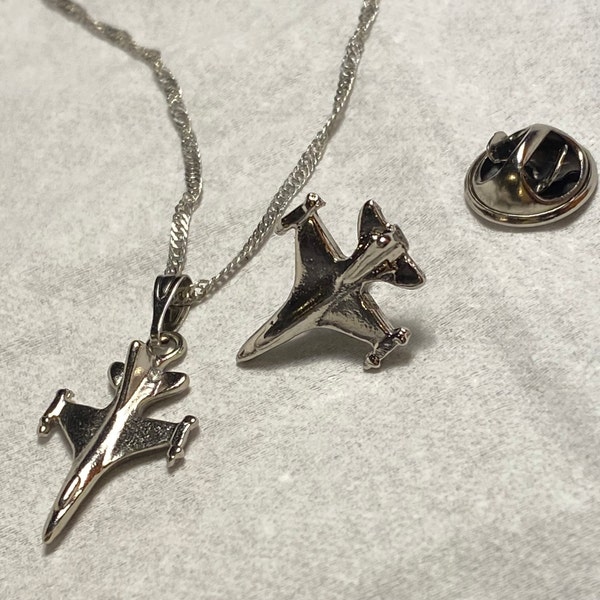 Winged Victory of Samothrace Pendant Necklace, the Goddess of Victory ...