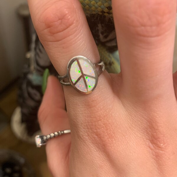 Vintage Sterling Silver White Opal Peace Sign Ring Size 8 - Etsy