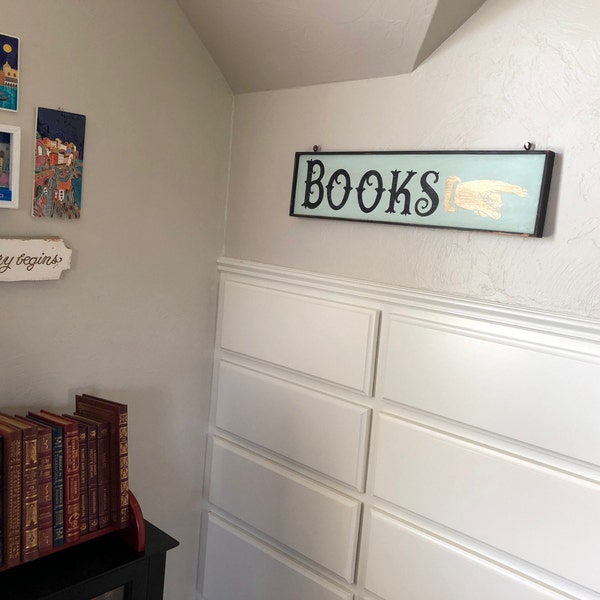 BOOKS Sign/vintage Style Sign/gift for Reader/hand Painted/typography ...