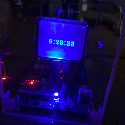 Oscilloscope or Scope Clock Made With 5 Cathode Ray Tube, century Style ...