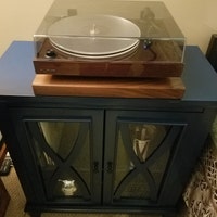 TIMBERNATION Walnut Stack Rack With 3 Round Posts - Etsy Canada