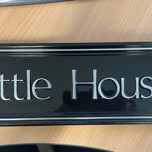 Personalised Solid Cast Resin House Name Sign Woodland Bouquet ...