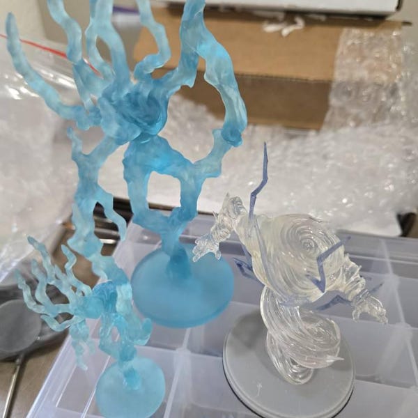Сolored Crystals on a Stand, Set 5pcs - 3D Printed Fantasy Dnd ...