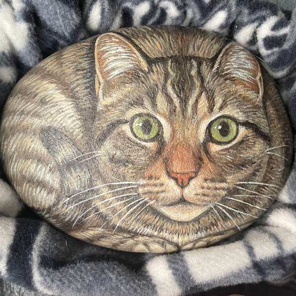 Custom Cat Portrait Rock: Hand-painted Pet Memorial Stone, Personalised ...