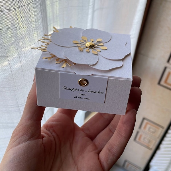White Favor Boxes With Flower Decor for Wedding, Bridal Party, Baptism ...