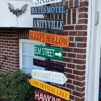 Halloween Directional Sign Individual Signs NO POST Distressed Lawn ...