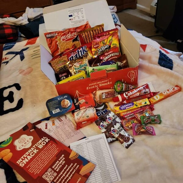 Exotic Snack Box Variety Pack, Premium Foreign Rare Snack Food Gifts ...