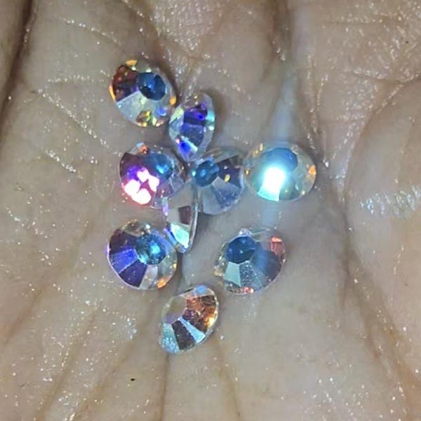 100pcs MIX Tooth Gem Swarovski® Crystal Ss3, Ss4,ss6, Ss8 LEAD FREE Non ...