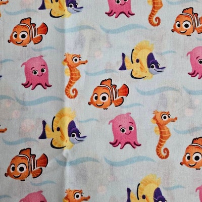100% Cotton Fabric Winnie the Pooh Togetherish Sort of Day Tigger ...