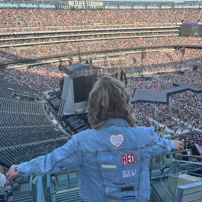 Taylor Swift 13 Heart Hands Iron on Patch Taylor Swift Eras Tour Merch ...