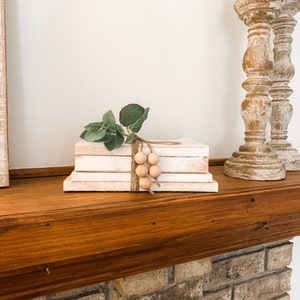 Rustic Books, Farmhouse Book, Book Stack, Vintage Decor, Shabby Chic ...