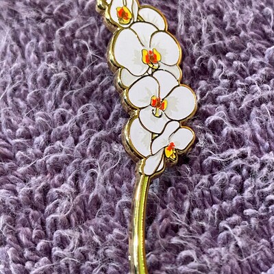 White Orchid Floral Enamel Pin, White Flowers Gift, Flower Lover Pin ...