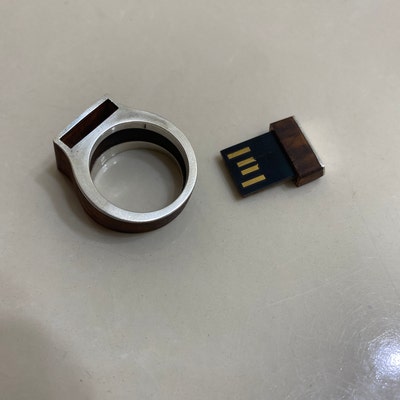 Usb Ring Anello in Legno Con Pen Drive Da 16 32 64 128 256 GB - Etsy