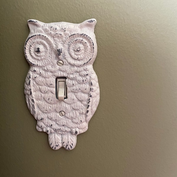 Shabby Chic Owl Light Switch Cover: Distressed Farmhouse Decor - Etsy