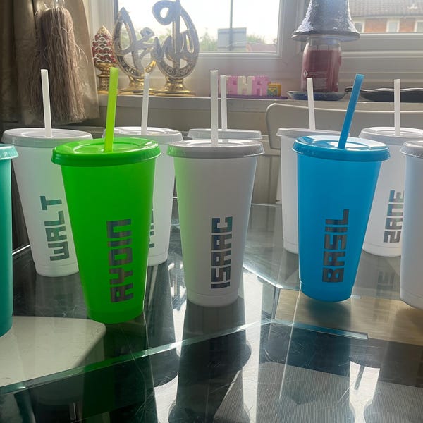 Personalised Name Cold Cup 24oz Starbucks Cup With Lid and Straw Hen ...
