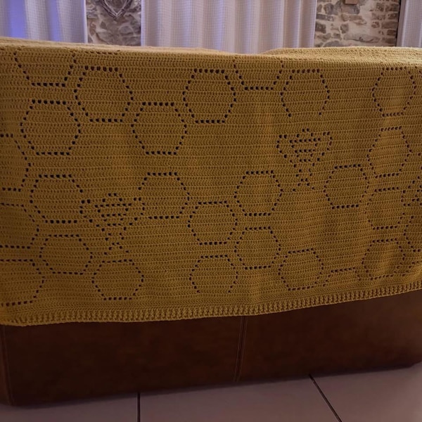 Filet Crochet Blanket Pattern | Bee Blanket Crochet Pattern | Filet ...