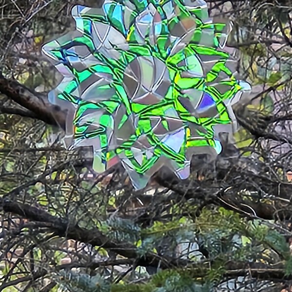 Crystal Window Cling Suncatcher, Prism and Holographic Rainbow Maker ...