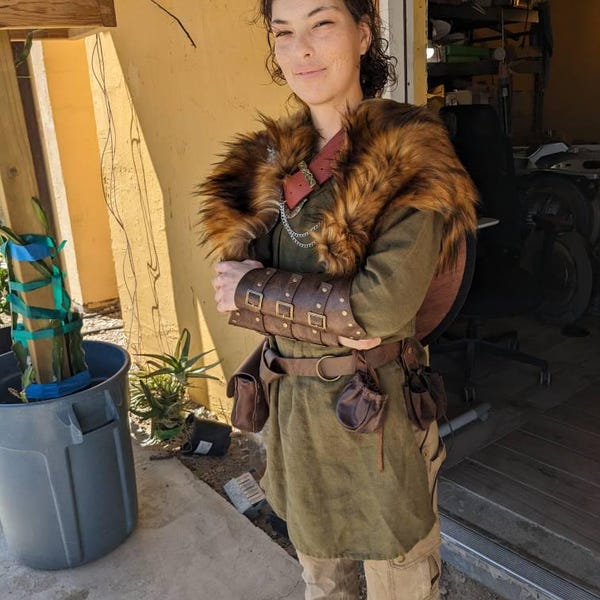 BACK IN STOCK! Viking Wedding, Shoulder Fur Mantle, Celtic Wedding ...