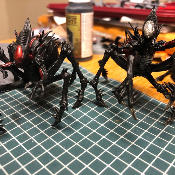 Alien Brutal Lurker Queen - Scifi Monster | 28mm Miniatures for ...