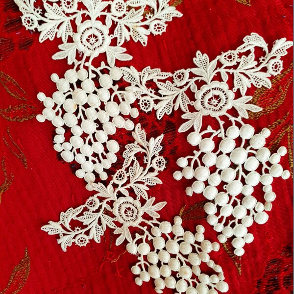 A Vintage Embroidered Lace Offcut Panel on Fine White Cotton Lawn. - Etsy