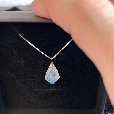 Protection Stone Necklace, Gemstone Protection Jewelry, Garnet Necklace ...