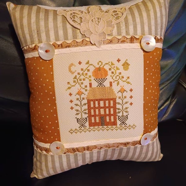 Brenda Gervais Cross-stitched SPRING Into SUMMER PILLOW on 14 Count ...