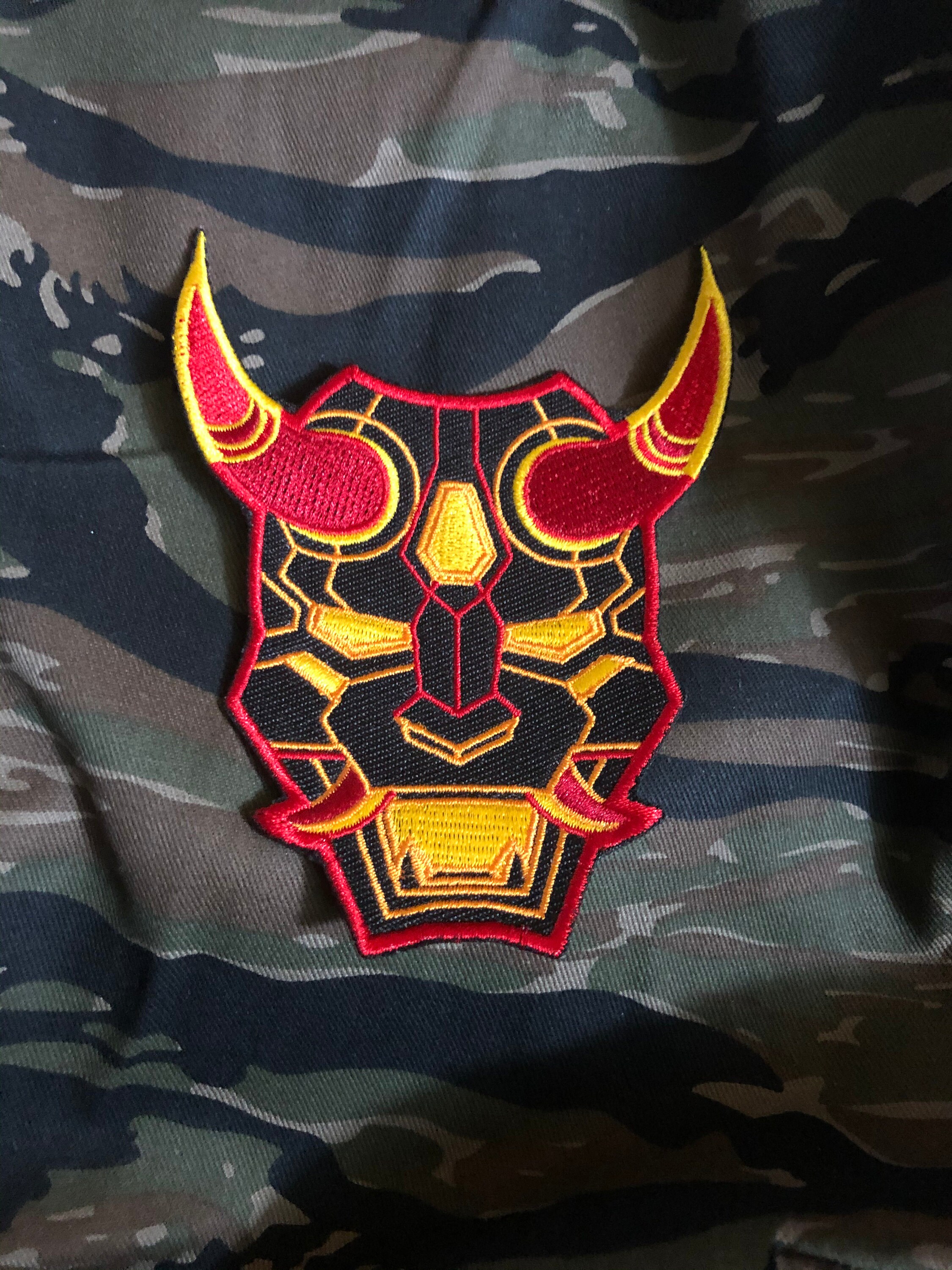 Mecha Oni Mask Embroidered Patch / Neon Red Demon Mask / | Etsy